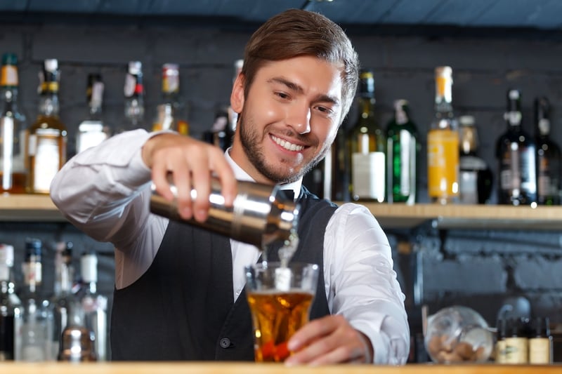Bartender for Hire: How a Pro Sets Up a Party
